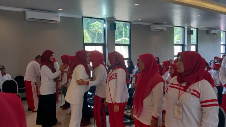 Bantu Masyarakat Hidup Sehat, Pengurus Klub Jantung Sehat di Wajak ...