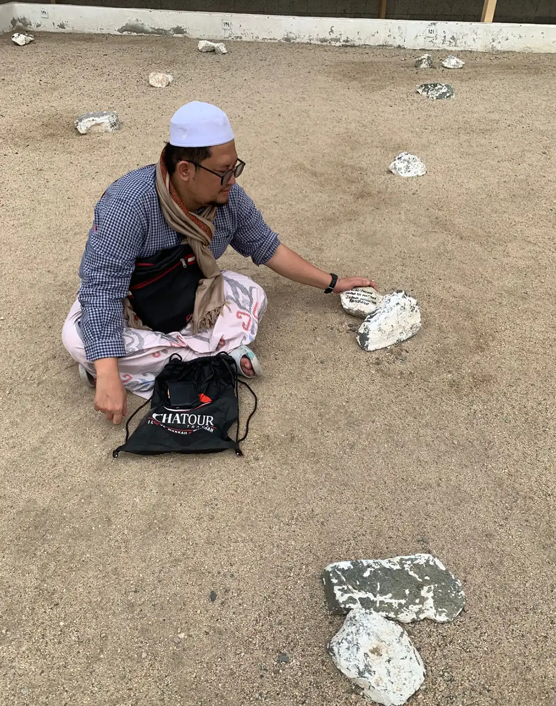 Ziarah ke Makam Mbah KH Maimoen Zubair di Jannatul Ma’la, Tujuan ...